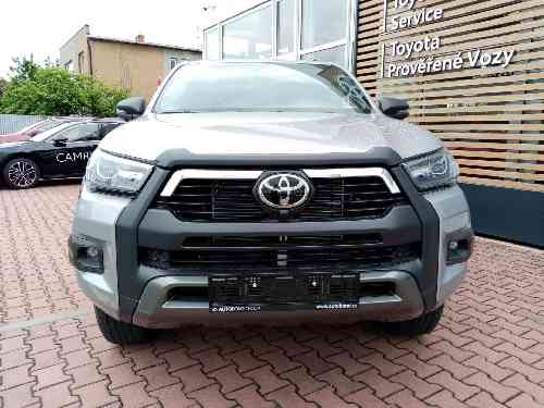 Toyota Hilux 2,8 DIESEL 204K 6AT INVINCIBLE - Autobond Group
