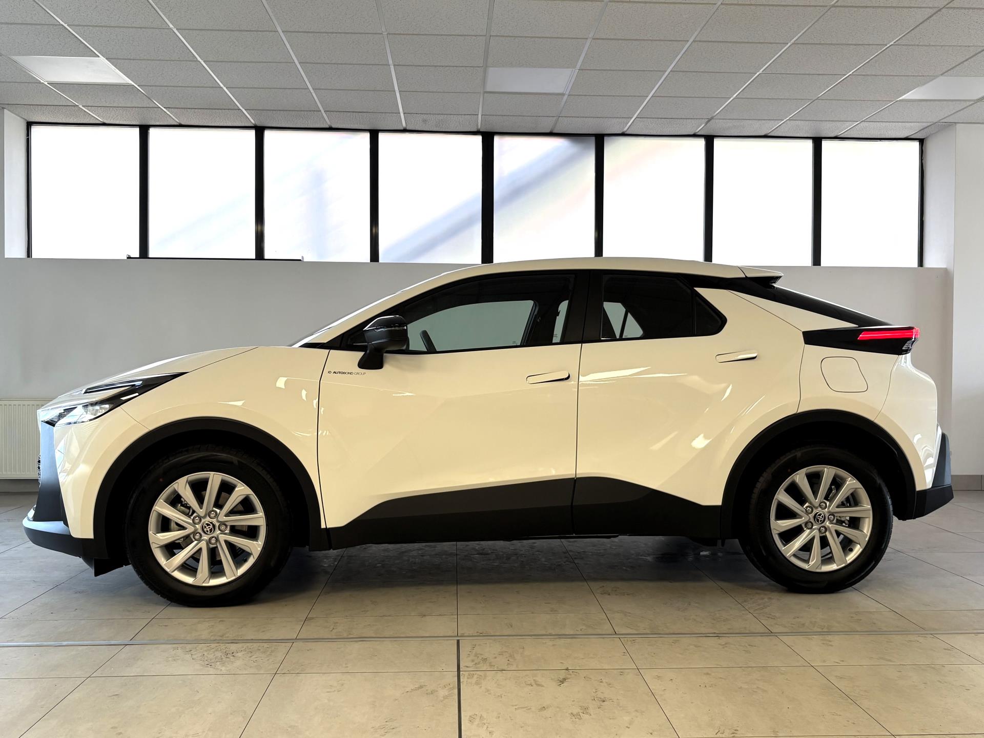 Toyota C-HR 1.8L HEV CVT Comfort - Autobond Group