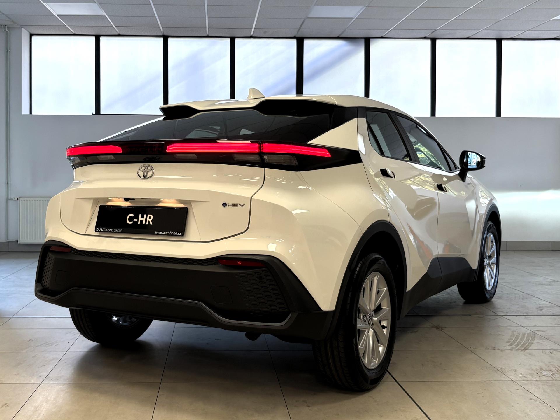 Toyota C-HR 1.8L HEV CVT Comfort - Autobond Group